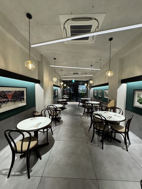 座席 : SINKIES （シンキーズ） - 渋谷/シンガポール料理 | 食べログ