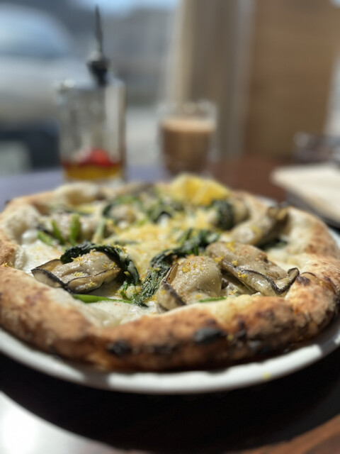 『バイカーご夫婦が東京から移住』by aki*hana : 海とピッツァ （UMI TO PIZZA） - 日生/ピザ [食べログ]