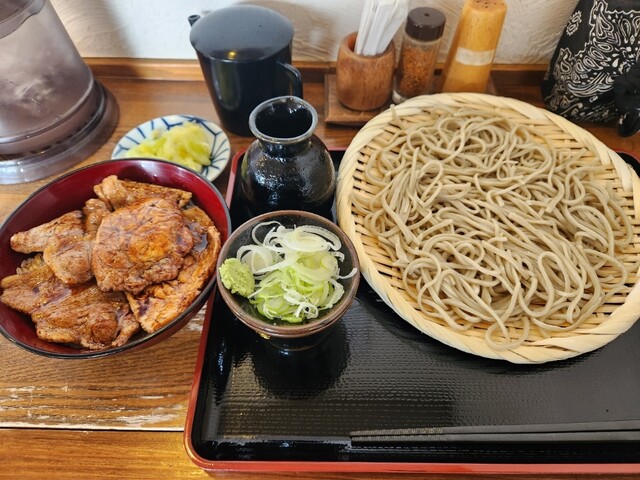 炭焼豚丼 空海 - 島松/豚丼 | 食べログ