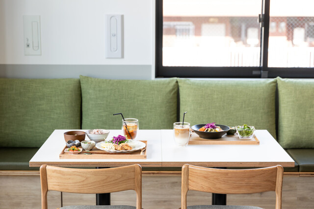 座位 : Cafe samika （カフェ サミカ） - 關目高殿/咖啡店 | Tabelog