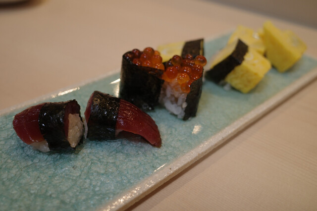 鮨 たくつ （TAKUTSU） - 小樽/寿司/ネット予約可 | 食べログ