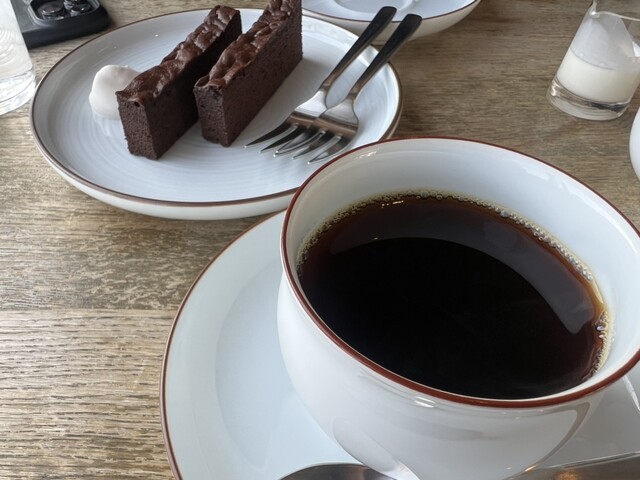 cafe Lon （カフェ ロン） - ロープウェイ入口/カフェ | 食べログ