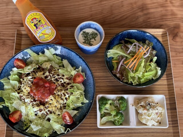 Hi Sun CAFE （ハイ サン カフェ）のご予約 - 宮古島市/カフェ | 食べログ