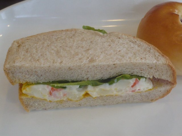 【移転】ベーカリー すまいる - 調布/パン | 食べログ