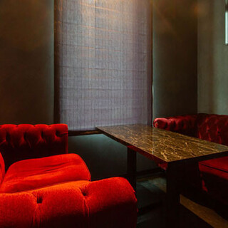 座席 : Bar Kings （バーキングス） - 北新地/バー | 食べログ