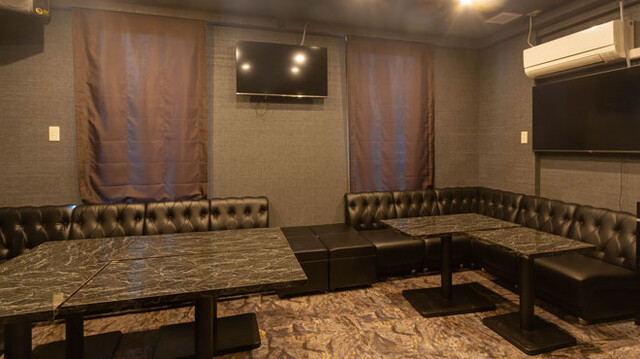 座席 : Bar Kings （バーキングス） - 北新地/バー | 食べログ