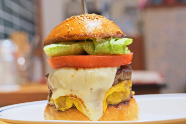 MEATkitchen MEとYOU ビストロ酒場 （ミートキッチン ミーとユー ビストロ酒場【旧店名】ビストロ小屋 MEとYOU） - 新橋/ビストロ/ネット予約可 | 食べログ