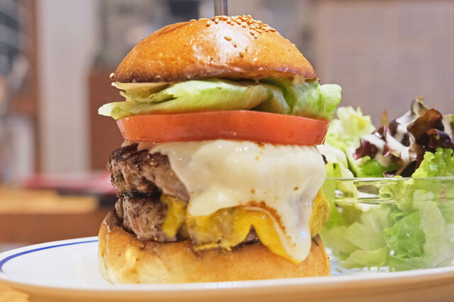 MEATkitchen MEとYOU ビストロ酒場 （ミートキッチン ミーとユー ビストロ酒場【旧店名】ビストロ小屋 MEとYOU） - 新橋/ビストロ/ネット予約可 | 食べログ