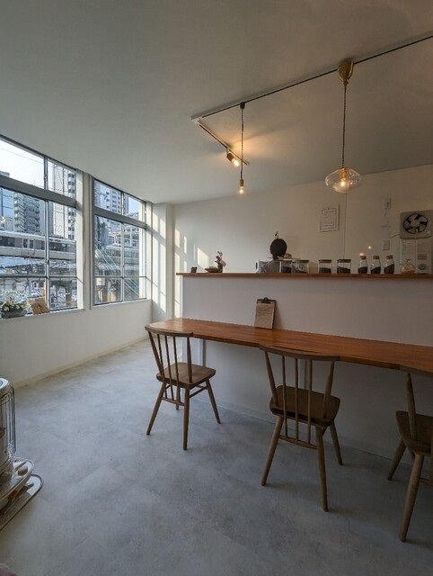 cafe ukiwa （ウキワ） - みなと元町/カフェ | 食べログ