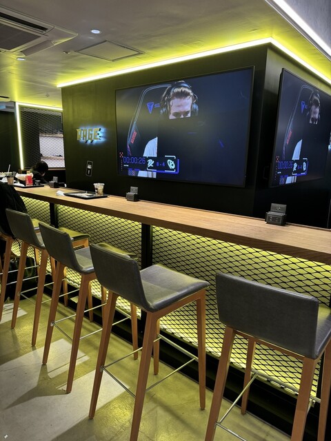 Café&Bar RAGE ST （レイジ エスティ） - 池袋/カフェ | 食べログ