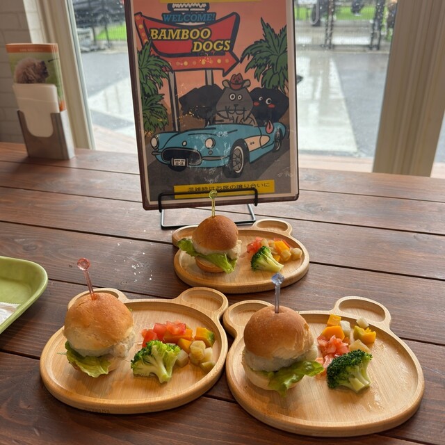 BAMBOO DOGS （バンブー ドッグス） - 蟹江/ハンバーガー | 食べログ