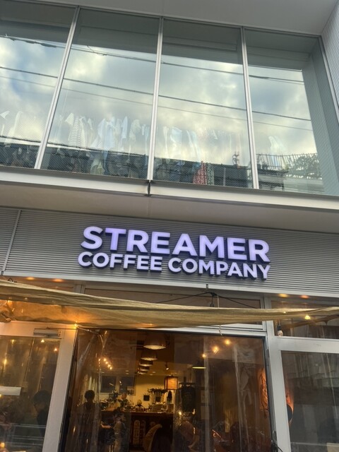 『めちゃうまストリーマーラテに感動@渋谷』by てつ925 : ストリーマー コーヒーカンパニー SHIBUYA （STREAMER ...