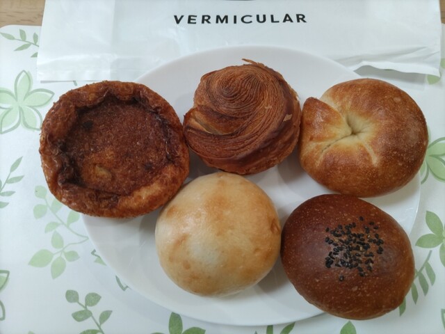 『バーミキュラのパン』by nmaki0721 : VERMICULAR POT MADE BAKERY ジェイアール名古屋タカシマヤ店 ...