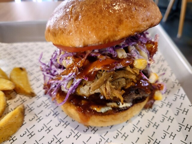 1/3 HAMBURGER FACTORY 野々市店 （サンブンノイチハンバーガーファクトリー） - 押野/ハンバーガー | 食べログ