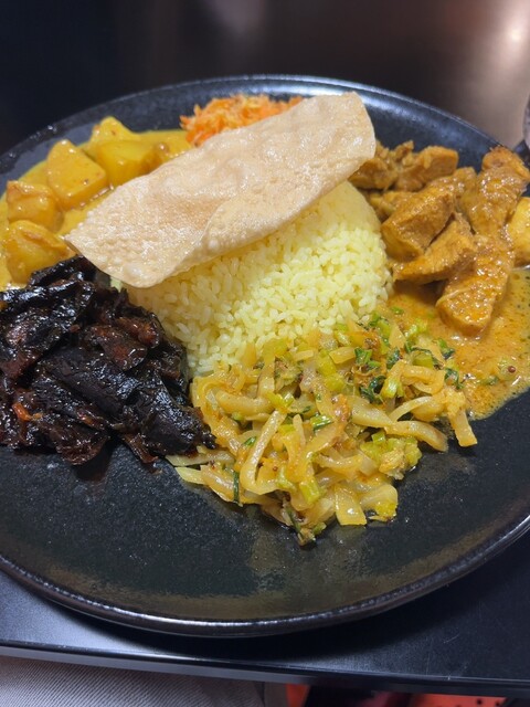 by ラーメン大好き埼玉人 : Gedara （ゲダラ） - 東宮原/スリランカ料理 [食べログ]