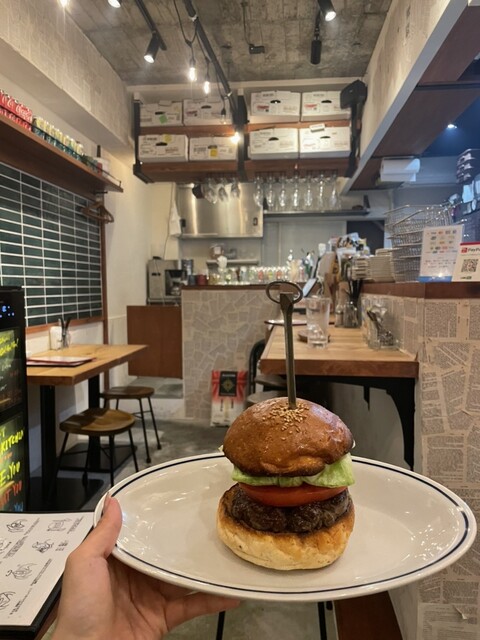 MEATkitchen MEとYOU ビストロ酒場 （ミートキッチン ミーとユー ビストロ酒場【旧店名】ビストロ小屋 MEとYOU） - 新橋/ビストロ/ネット予約可 | 食べログ