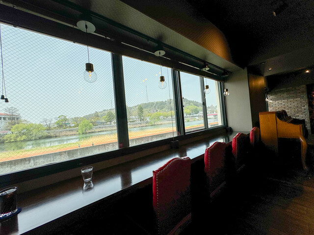 CafeBar Thames （カフェバー テムズ） - 河原町/カフェ | 食べログ