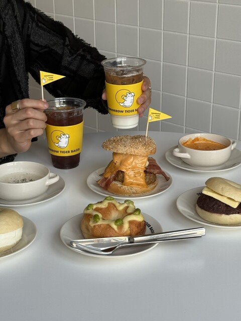 写真 : TOMORROW TIGER BAGEL （トゥモロー タイガー ベーグル） - 鶴橋/ベーグル | 食べログ
