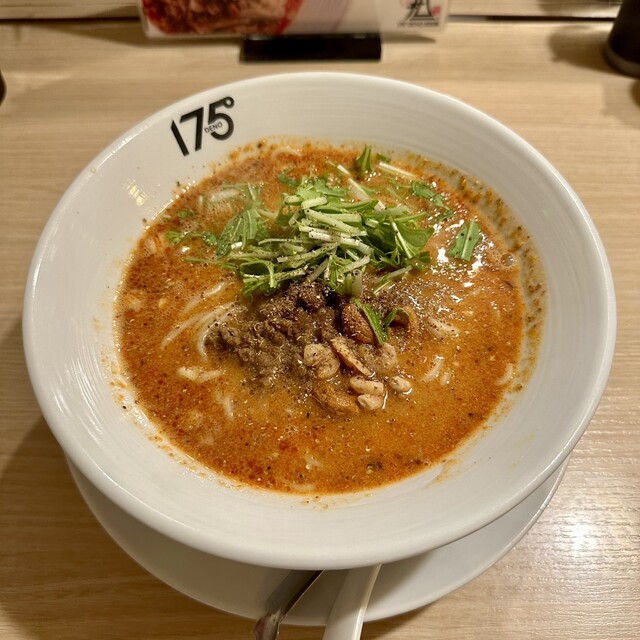175°DENO担担麺 GINZa （ヒャクナナジュウゴド デノタンタンメン） - 銀座一丁目/担々麺 | 食べログ