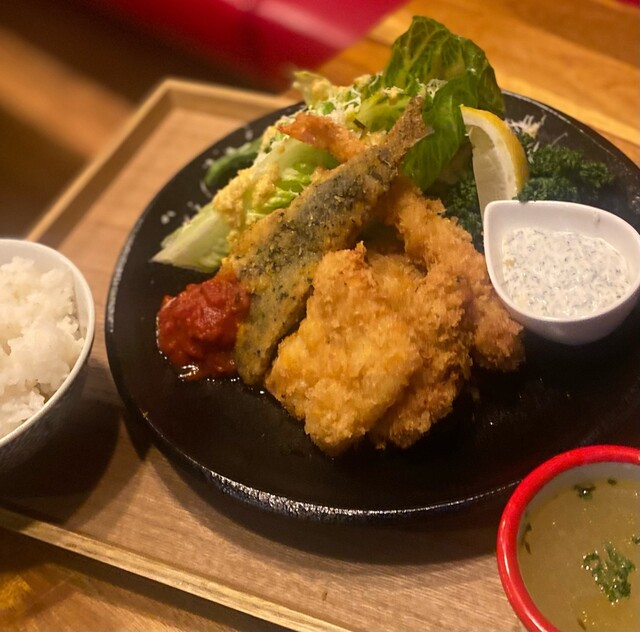 ランチメニュー : 新橋バル yokka （シンバシバルヨッカ） - 新橋/バル | 食べログ