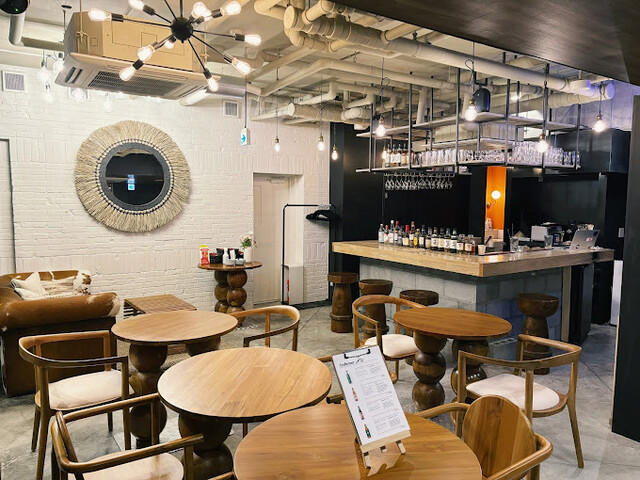 INCredible LOUNGE （インクレディブル ラウンジ）のご予約 - 仲御徒町/カフェ | 食べログ