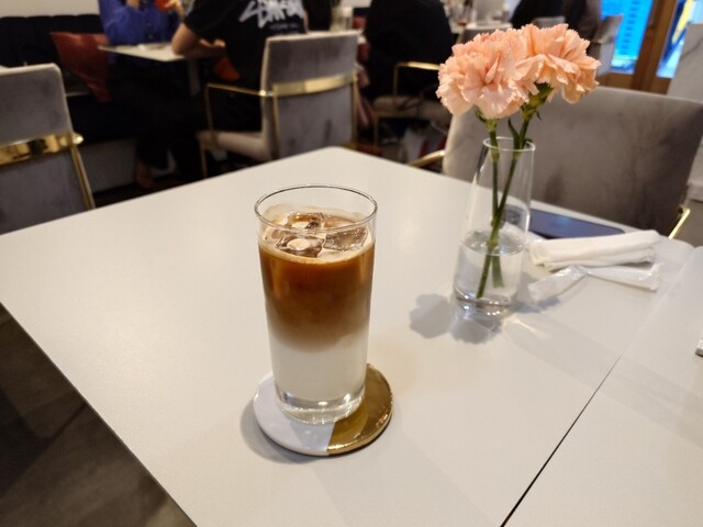 LINO cafe&bar （リノ カフェアンドバー） - 西武新宿/カフェ | 食べログ