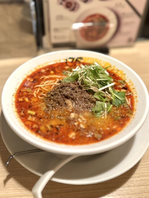 175°DENO担担麺 GINZa （ヒャクナナジュウゴド デノタンタンメン） - 銀座一丁目/担々麺 | 食べログ
