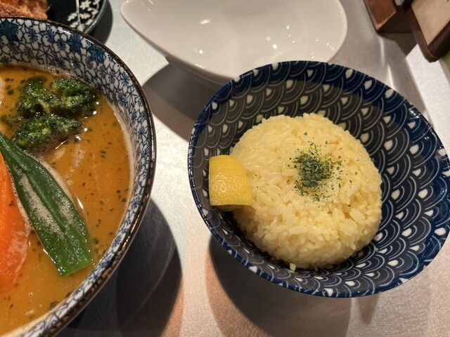 SAKURA BROWN （サクラブラウン） - 琴似（札幌市営）/スープカレー | 食べログ