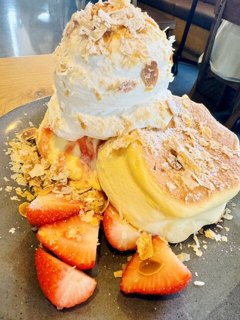 EMILY TEA&BREAD 湘南平塚店 （エミリー ティー&ブレッド） - 倉見/パン | 食べログ