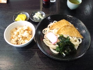 『呑みすぎた翌日の美味しいうどん』by ルーキー38 : さつき - 矢向/うどん [食べログ]