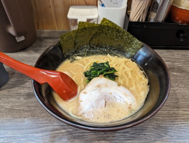 横浜家系ラーメン 赤家 春日部店 - 春日部/ラーメン | 食べログ