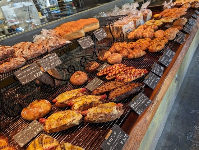 Moro Pan - 西鐵平尾/麵包 | Tabelog