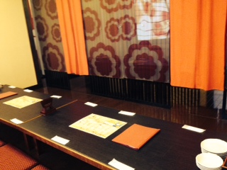 Seating : Zashiki Ryouka Suizenji Ten - Shiritsutaiikukan Mae/Izakaya ...