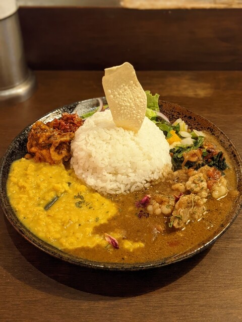 curry bar nidomi （ニドミ） - 谷町四丁目/カレー | 食べログ