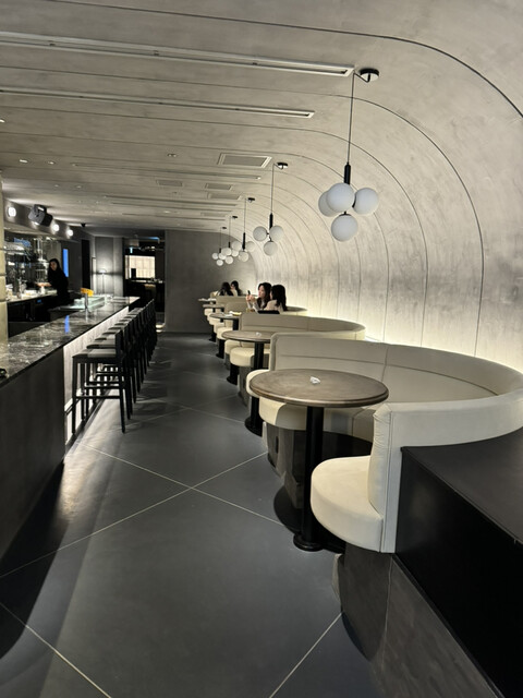 Octave （オクターブ） - 心斎橋/ダイニングバー/ネット予約可 | 食べログ