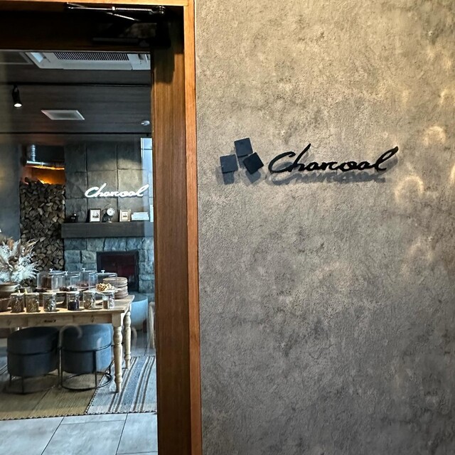 『居心地最高の夜カフェ。』by chaton___gourmet : charcoal 三軒茶屋店 （チャコール） - 三軒茶屋/その他 [食べログ]