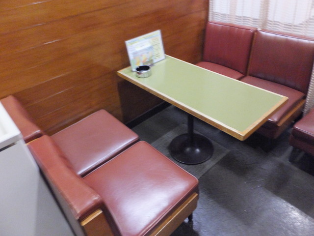 内観写真 : 東 - 大通/喫茶店 | 食べログ