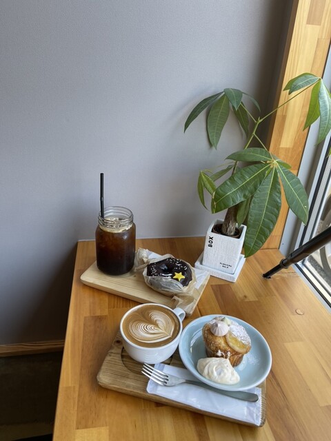 Phew. Coffee Stand （ヒュー コーヒースタンド） - 別府大学/カフェ | 食べログ