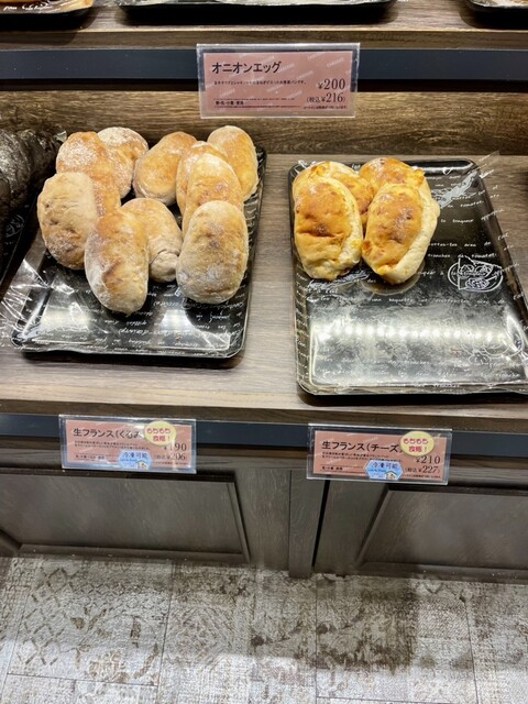 ベーカリー＆カフェ カスカード 大宮マルイ店 （Bakery&Cafe CASCADE） - 大宮/パン | 食べログ