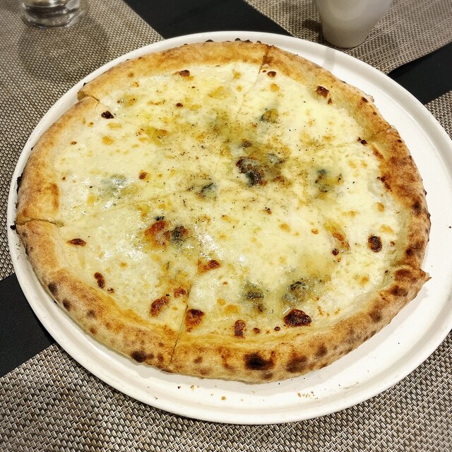 Pizzeria Mio （ピッツェリア ミオ） - 神楽岡/ピザ/ネット予約可 | 食べログ