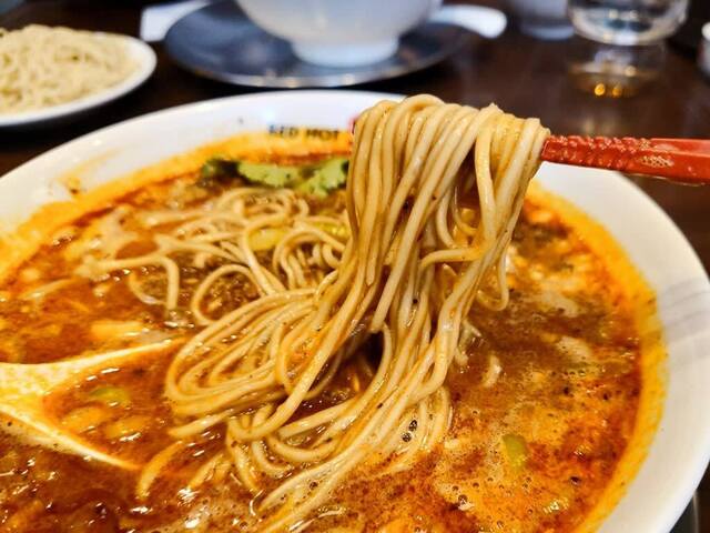 RED HOT NOODLES 赤寅 （レッド ホット ヌードルズ 赤寅） - 京急川崎/ラーメン | 食べログ