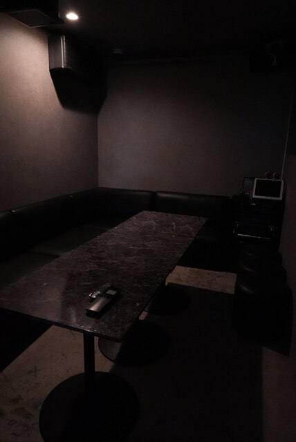 座席 : Seacret Base （シークレット ベース） - 中目黒/カフェ | 食べログ