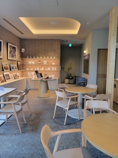 BLUE SIX COFFEE （ブルー シックス コーヒー） - 国立競技場/カフェ | 食べログ