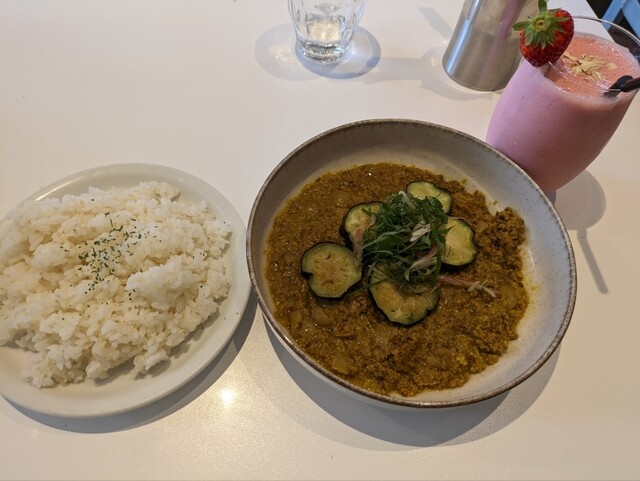 by eeeli : Golden child cafe （ゴールデンチャイルドカフェ） - 東別院/カフェ [食べログ]
