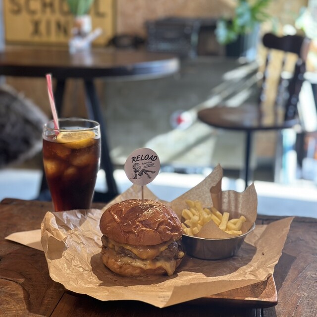 RELOAD （リロード） - 園部/ハンバーガー | 食べログ