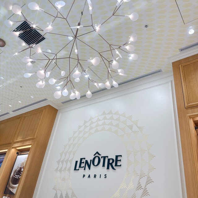 口コミ一覧 : LENOTRE 東京 （ルノートル） - 大手町/ケーキ [食べログ]