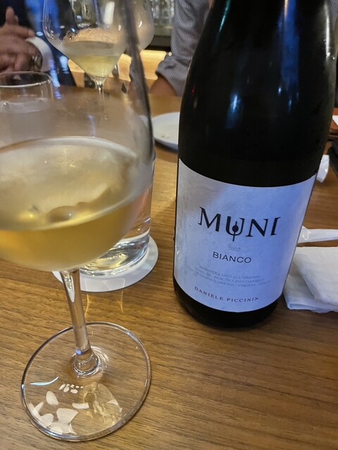 『隠れ家的な六本木のワインバル。』by 高田まんぷく : POP&POUR （ポップ&ポア） - 六本木/ワインバー [食べログ]