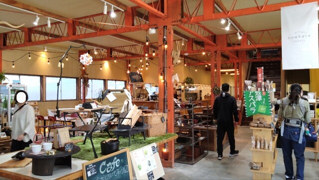 nowhere Bakery Tenneiji soko （ノーウェアベーカリーテンネイジソウコ） - 会津若松/パン | 食べログ