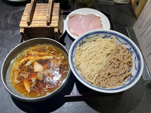 口コミ一覧 : 駄目な隣人 新宿店 - 西武新宿/ラーメン [食べログ]