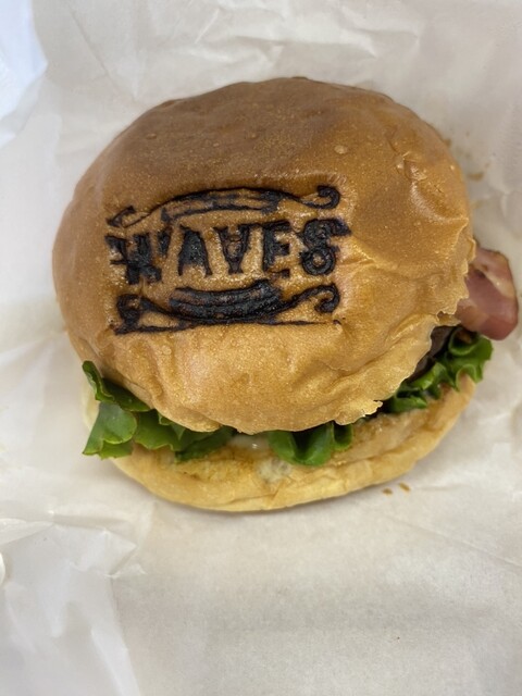 CRAFT BURGER WAVES - 栄町/ハンバーガー/ネット予約可 | 食べログ